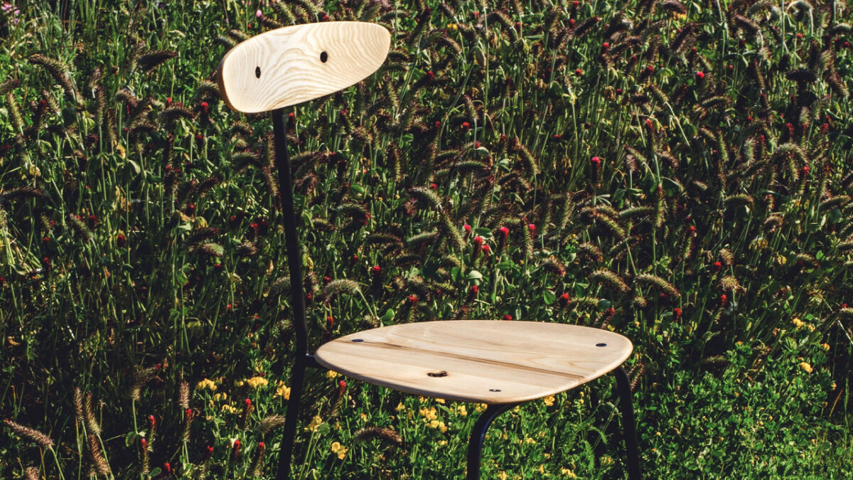 Daisee Chair is Three-Legged Sustainable Seat With Perfect Patina