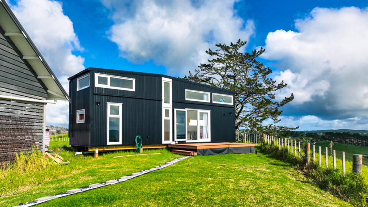 Mom Builds Tiny House to Counter New Zealand’s Rising Rentals