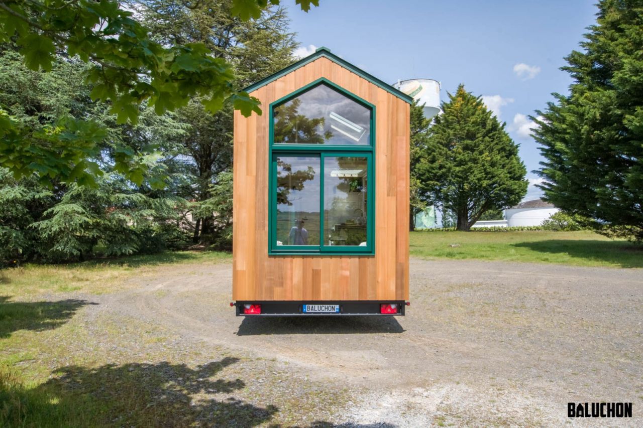Tiny House Mina Boasts Gorgeously Bright Interior with a Skylight