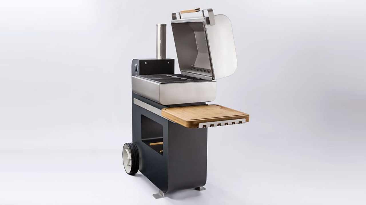 Bob Grillson Wood Pellet Barbecue Grill is Smartphone-Controlled