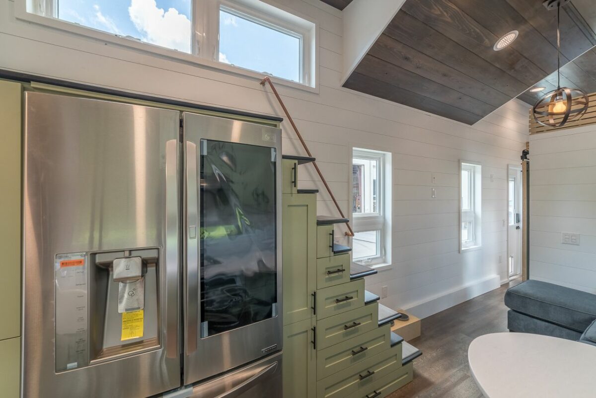 Elmore Tiny House Boasts Three Bedrooms and a Screened Porch