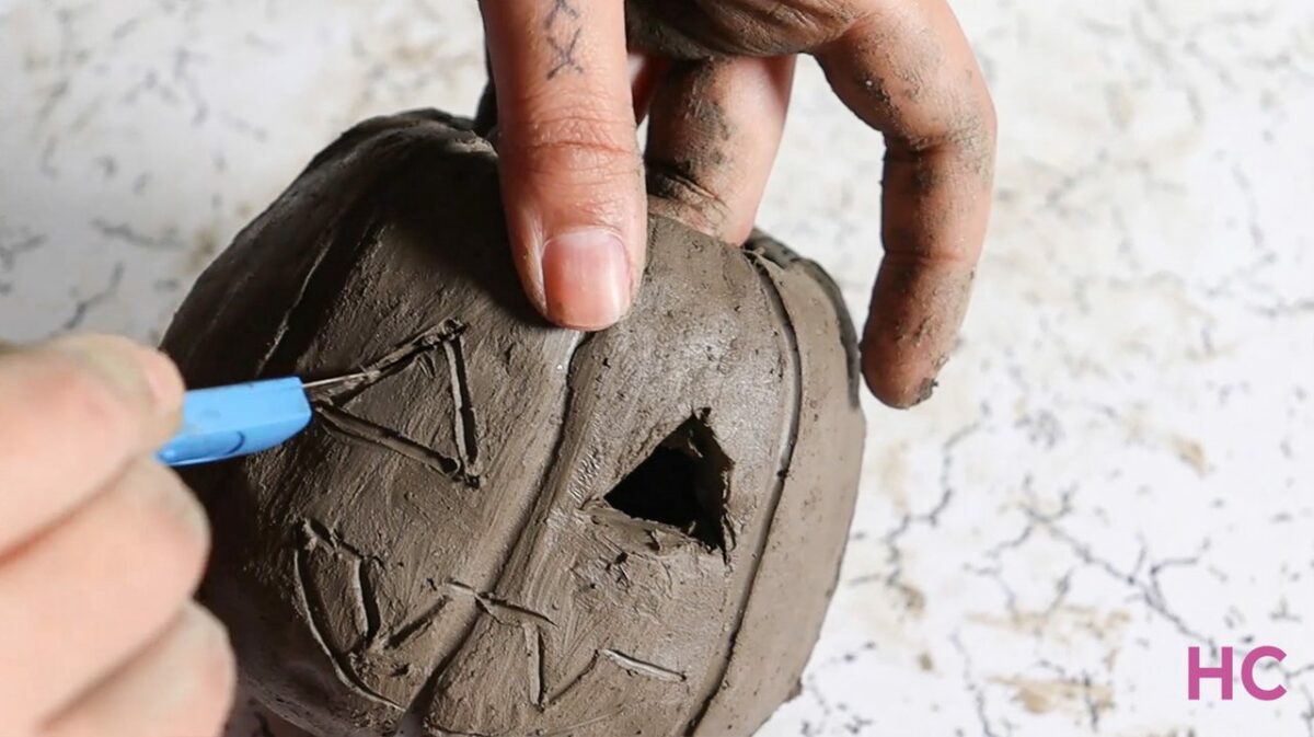 How to DIY Clay Jack-o’-lantern Candle Holder for Halloween