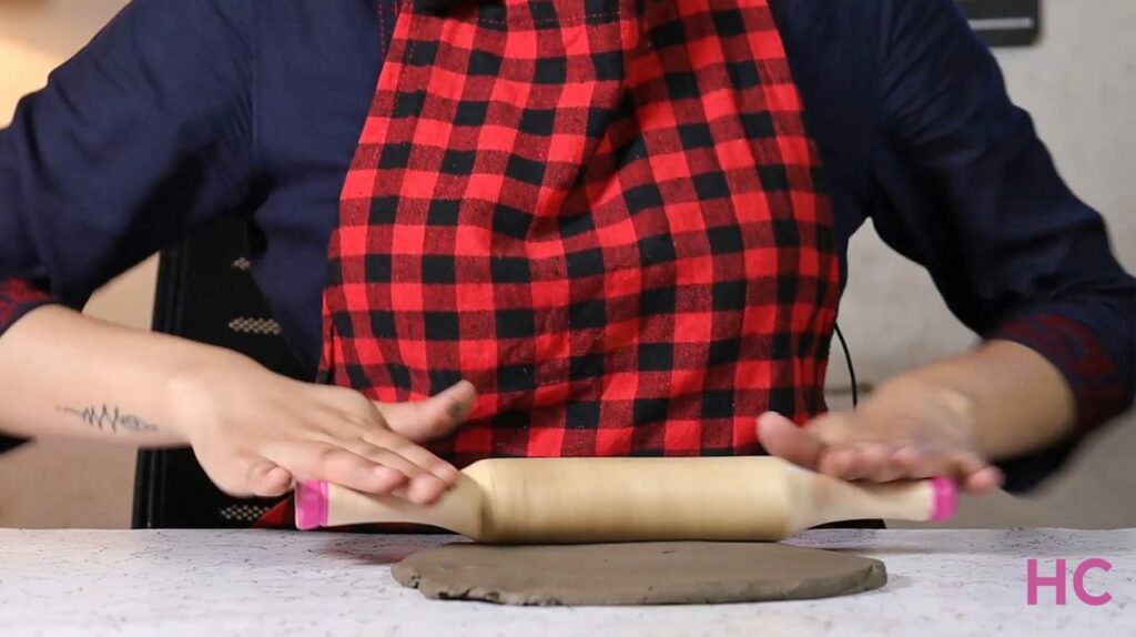 How to DIY Clay Jack-o’-lantern Candle Holder for Halloween