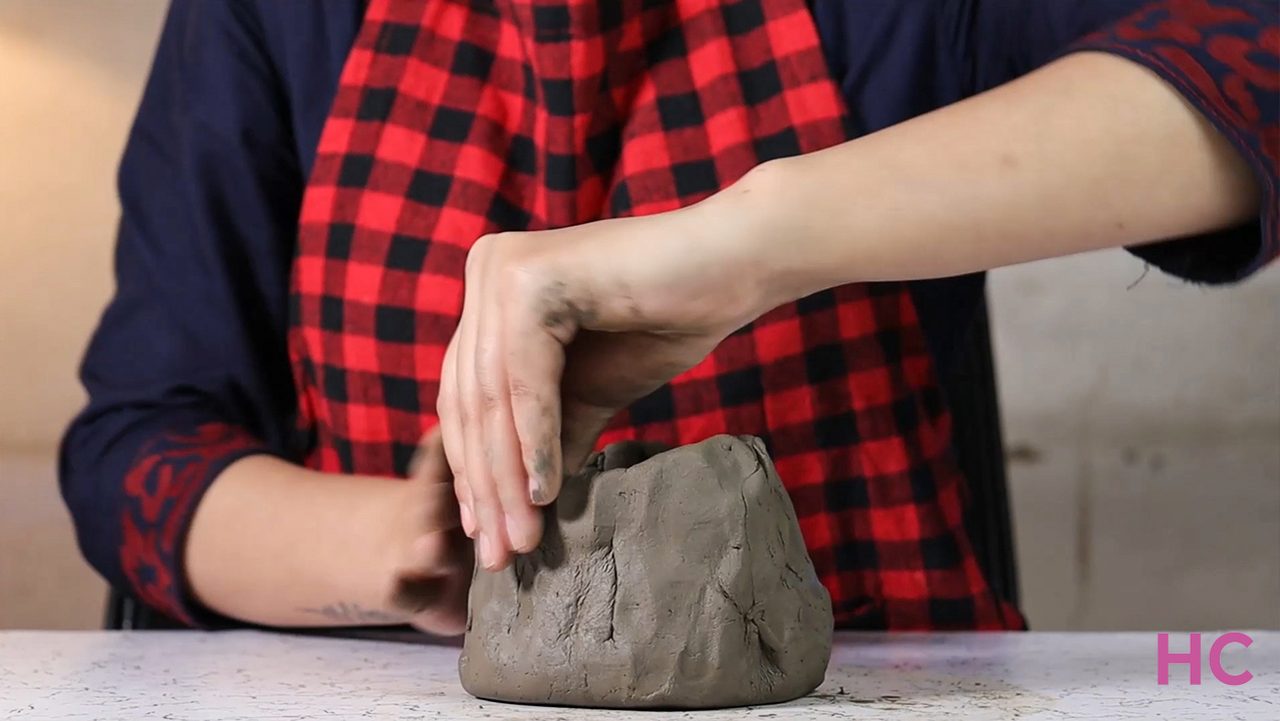 How to DIY Clay Jack-o’-lantern Candle Holder for Halloween
