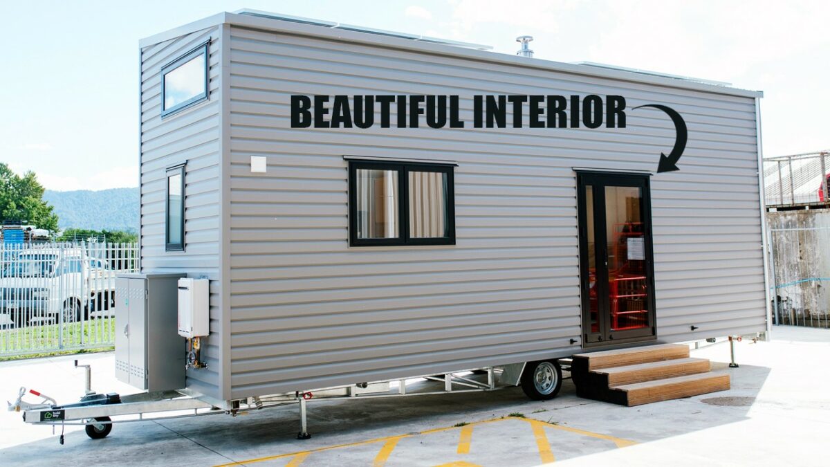 La Sombra Tiny House Sleeps a Mother and Three Children