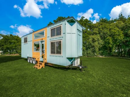 Luwan Tiny House is Story of a Woman Choosing Life After Divorce