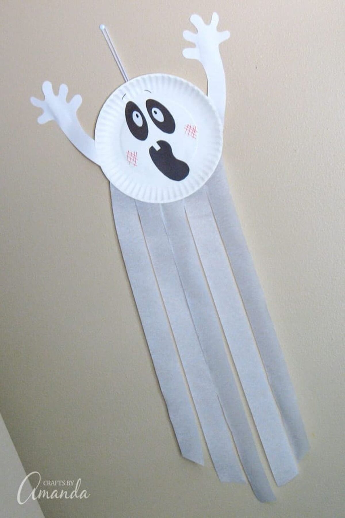 25+ Best Recycled Halloween Decorations and Crafts
