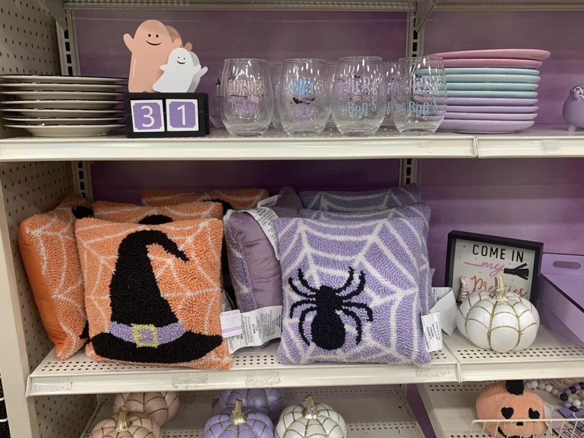 Michaels Pastel Halloween Décor Adds Muted Eerie Indoors