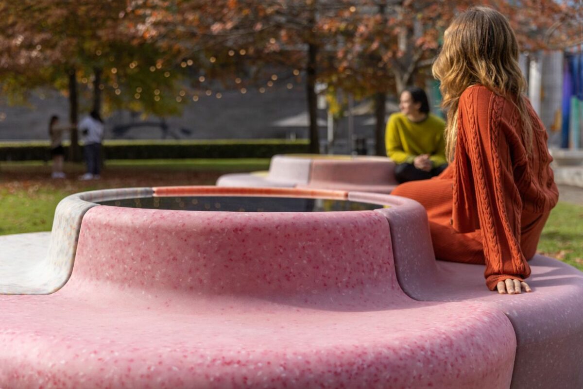Interactive Solar-Powered Bench Spins to Cradle You in Park