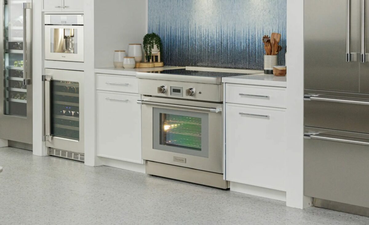 Thermador Unveils Pro Harmony Liberty Induction Range