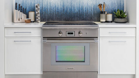 Thermador Unveils Pro Harmony Liberty Induction Range