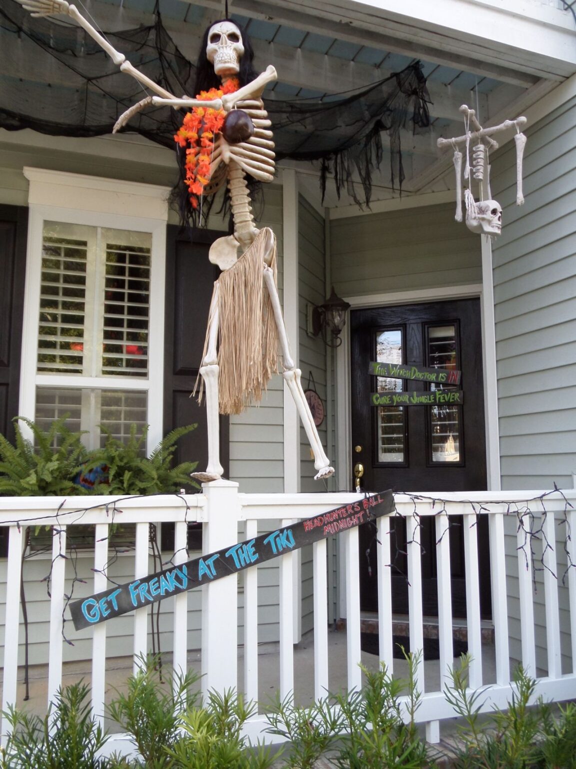 100+ Skeleton Halloween Decoration Ideas for Outdoors