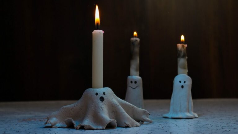 15 DIY Halloween Candle Holders to Spook up Your Décor