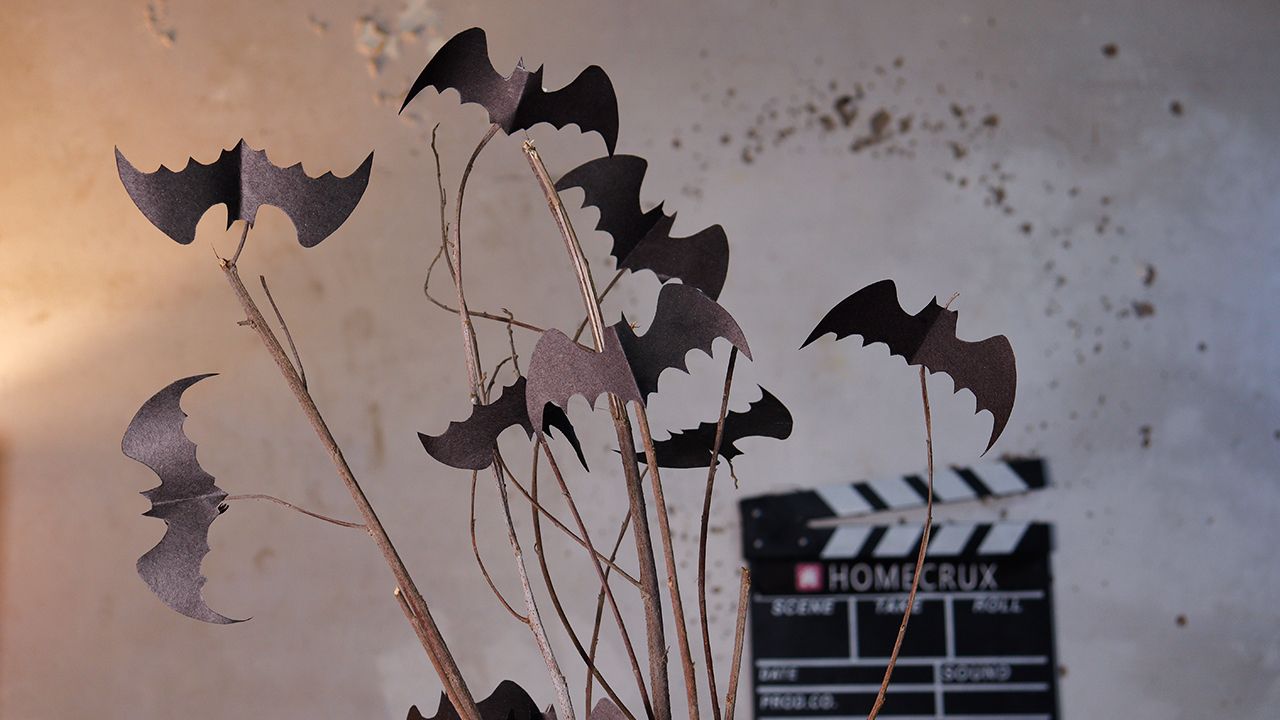 15 DIY Halloween Bat Decorations You Should Try at Home