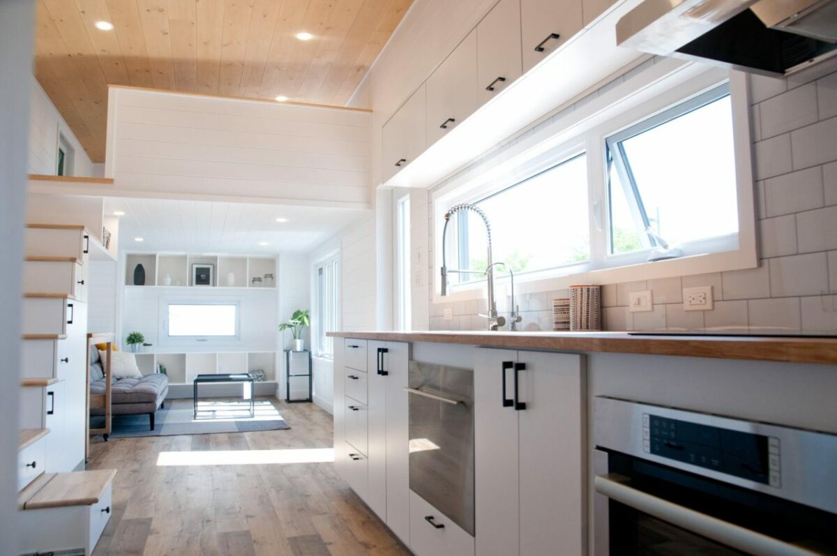 Ébène Tiny House Sleeps Five in 32 ft. Commodious Interior