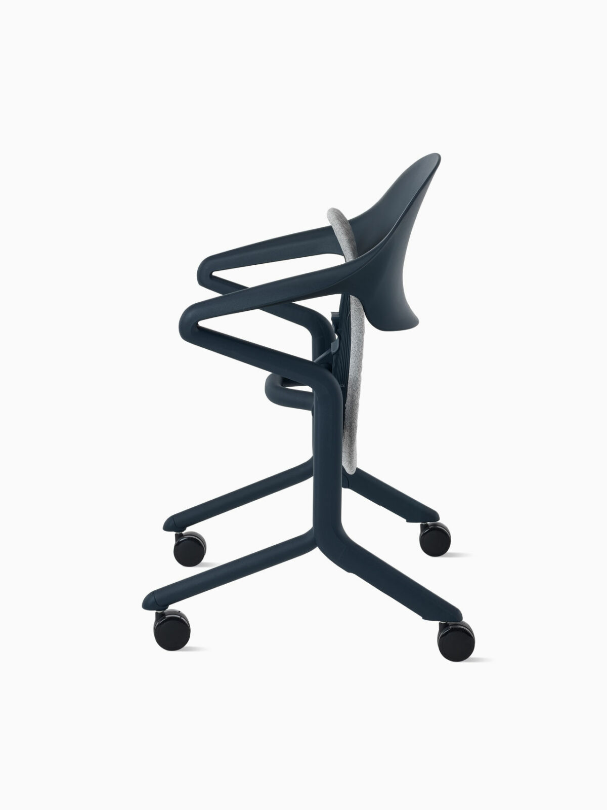 Herman Miller Fuld Nesting Chair Reimagines Space Dynamics