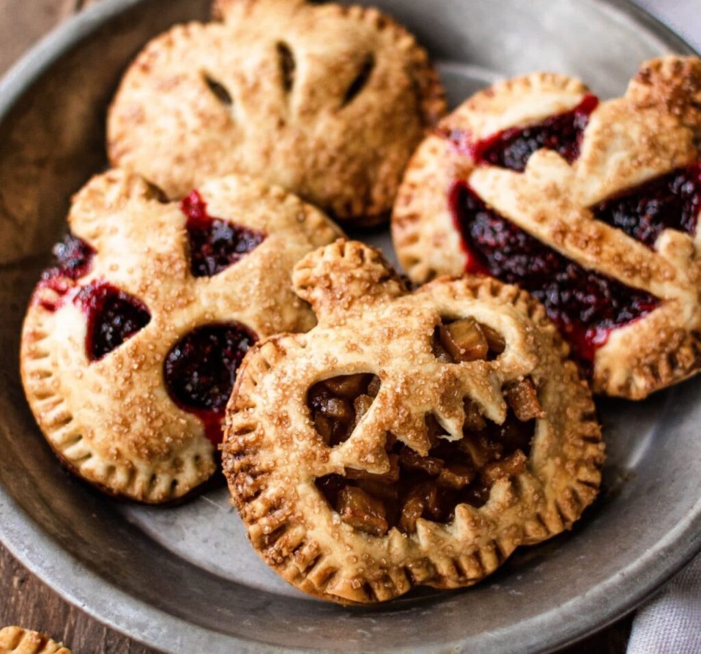 50+ Halloween Pie Ideas That Deserve Place on Your Table