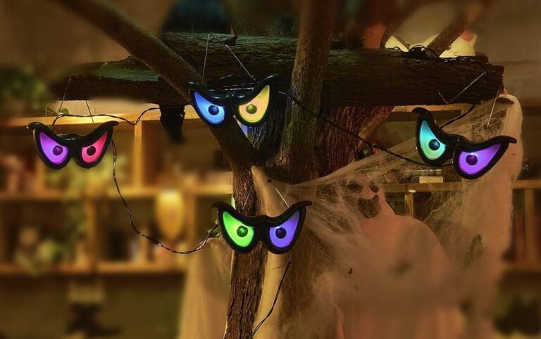 15 Halloween String Lights to Spook up Your House Decorations