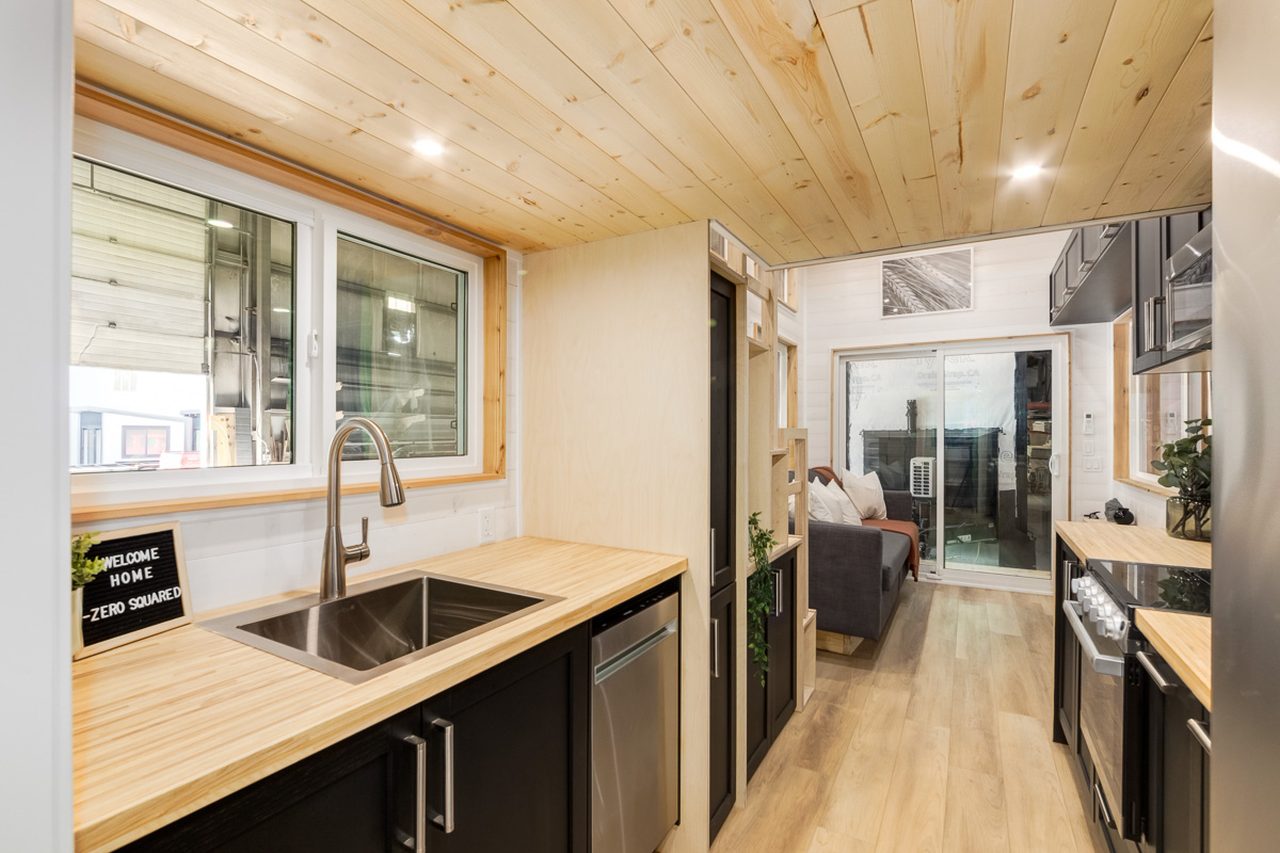 Jaunt Tiny House Packs Family-Style Kitchen in its 260 sqft Interior