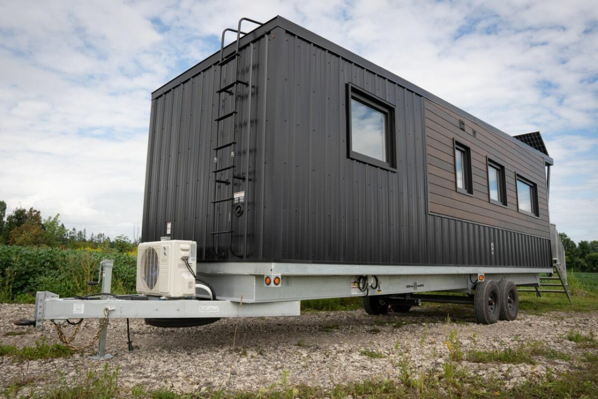 Nomad 30 Tiny House Sleeps Five in its Spacious Interior