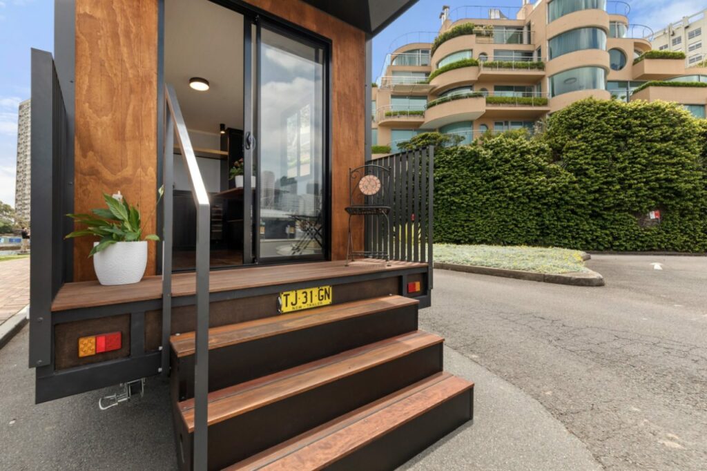 Solar-Powered Work Mate is Zero-Emissions Tiny Office on Wheels