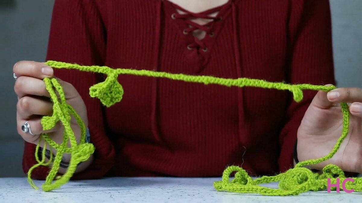 How to Make Yarn Pumpkin Garland With Crocheted Vine?