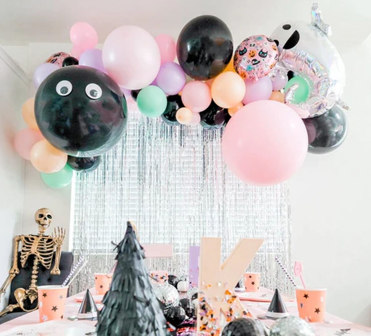 55+ Pastel Halloween Décor Ideas to Try This Holiday Season