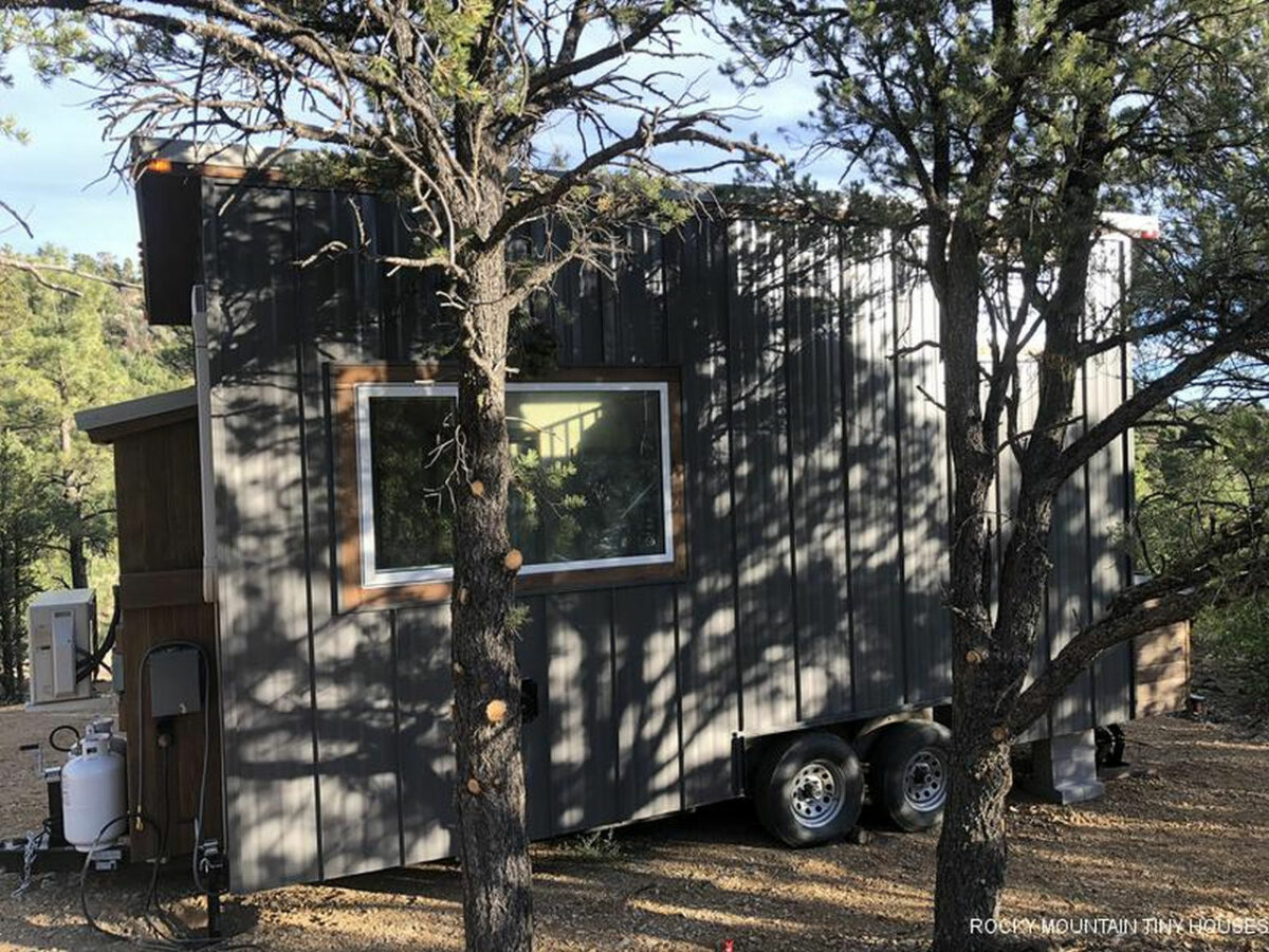 Shakalo Tiny House Embraces Minimalistic Layout and has a Loft