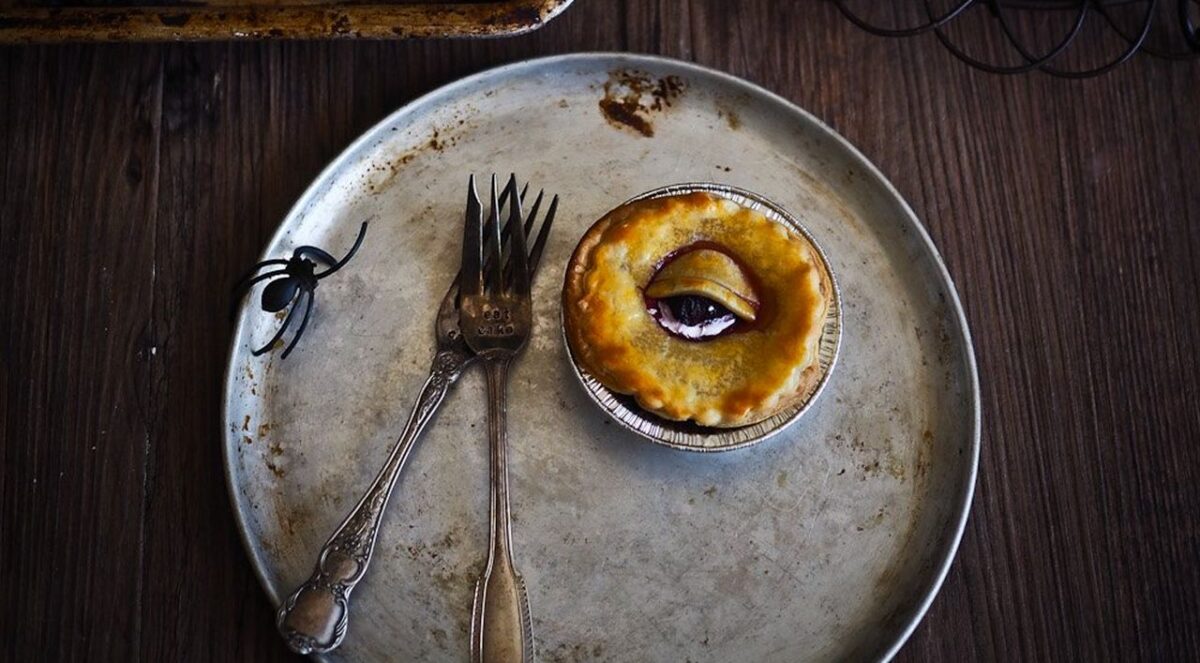 45 Eerie Halloween Treats You'll Think Twice Before Eating