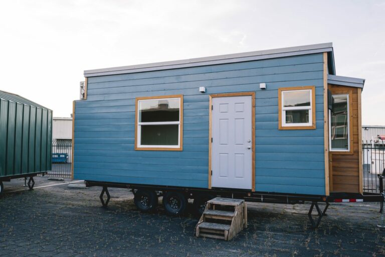 Single-Level Studio 20 Tiny House is Your Mobile Studio Apartment