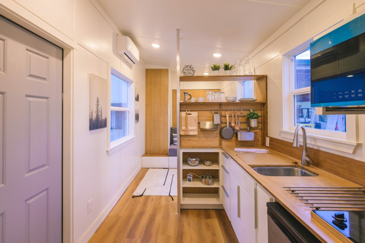 Single-Level Studio 20 Tiny House is Your Mobile Studio Apartment