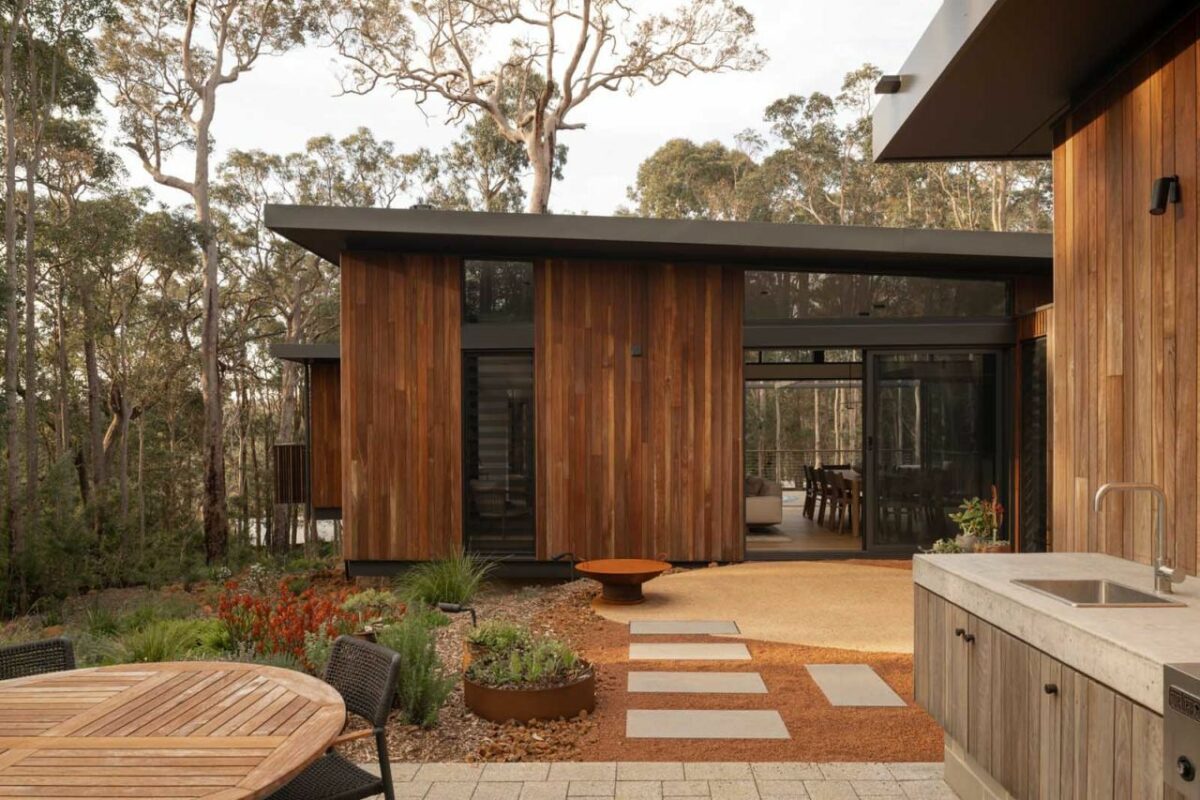 Treehouse With Lavish Interiors is Majestic and Spacious