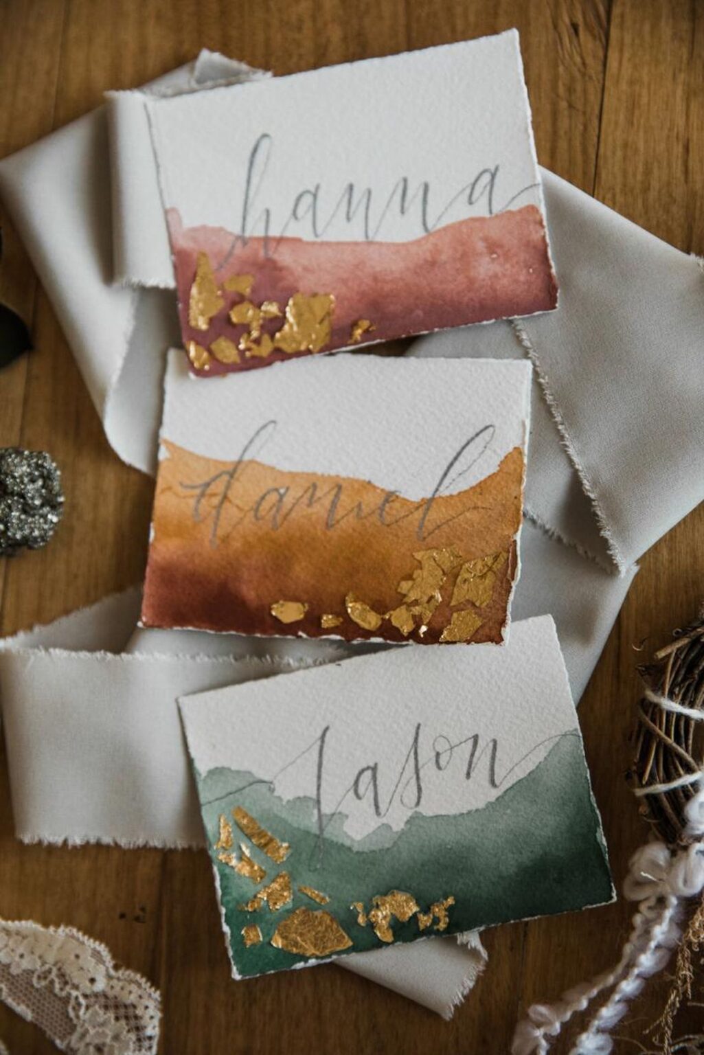 25+ DIY Thanksgiving Place Cards and Holders