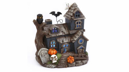 10 Miniature Haunted Houses to Spook Up Your Halloween