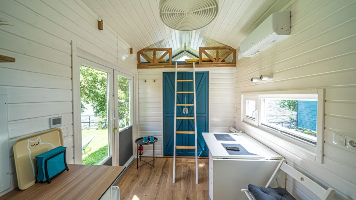 Cornflower Tiny House Boasts Blue Palette in 3-Bedroom Design