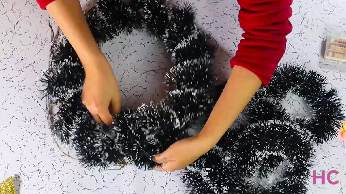 How to Make a DIY Christmas Tree Wreath? Tutorial w/Video