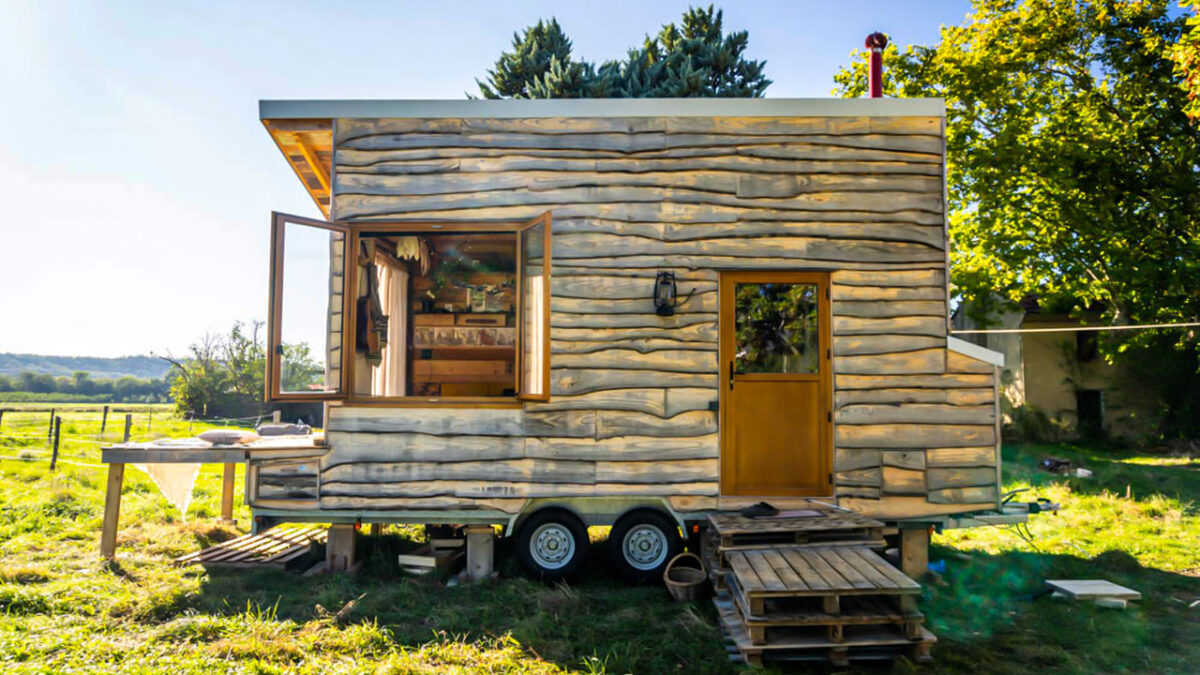 This Tiny House is Multifunctional and Packs a Loft With Skylight