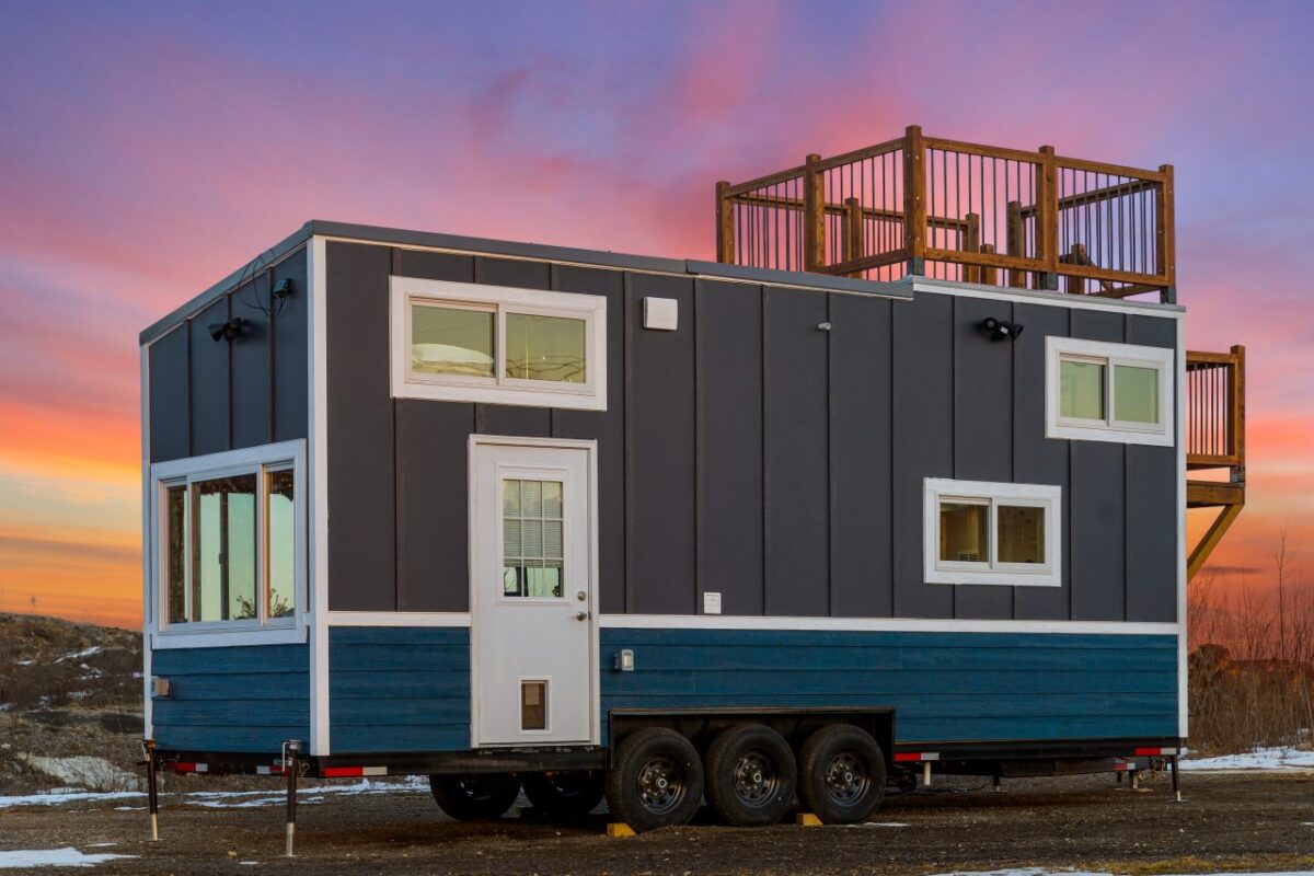 Winter Wonderland Tiny House Keeps You Merry Year-Round
