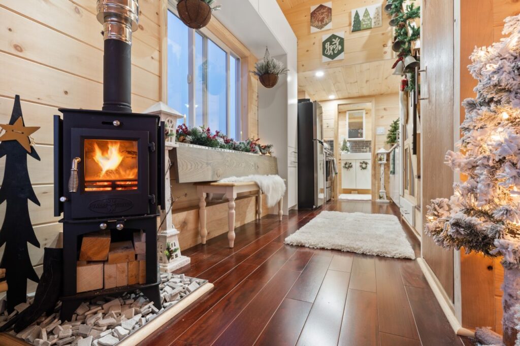 Winter Wonderland Tiny House Keeps You Merry Year-Round