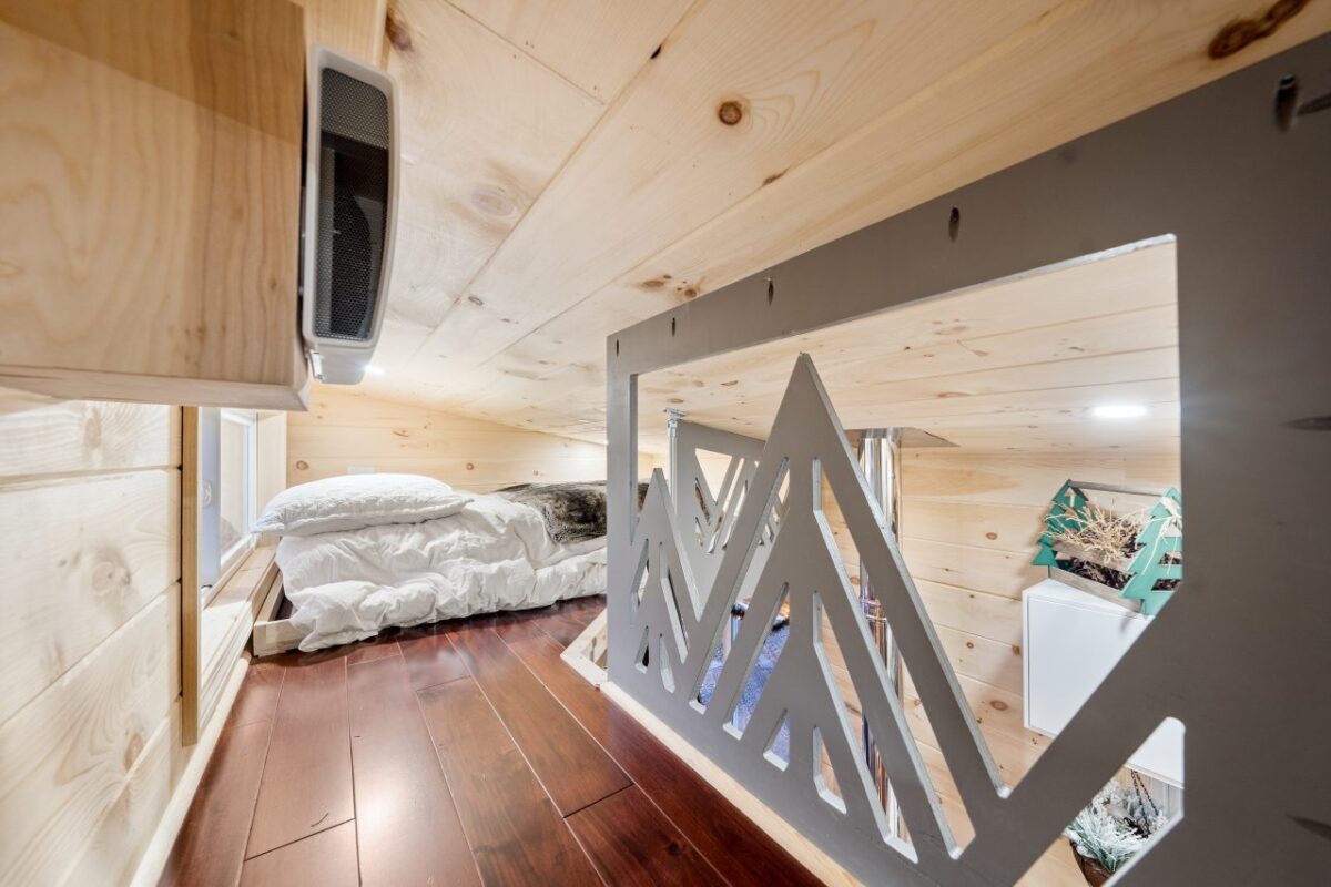 Winter Wonderland Tiny House Keeps You Merry Year-Round