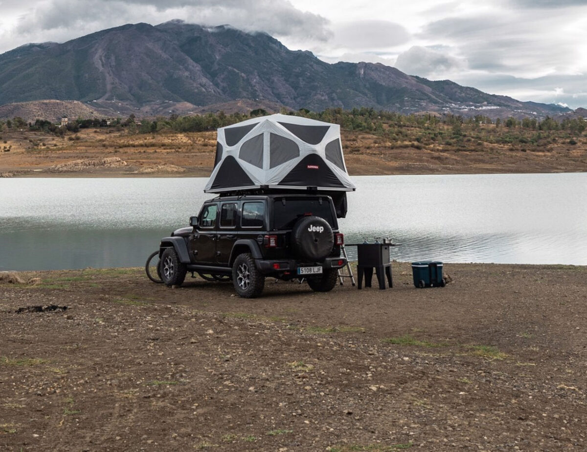 Beyond X Large Rooftop Tent Boasts Lightweight, Spacious Design