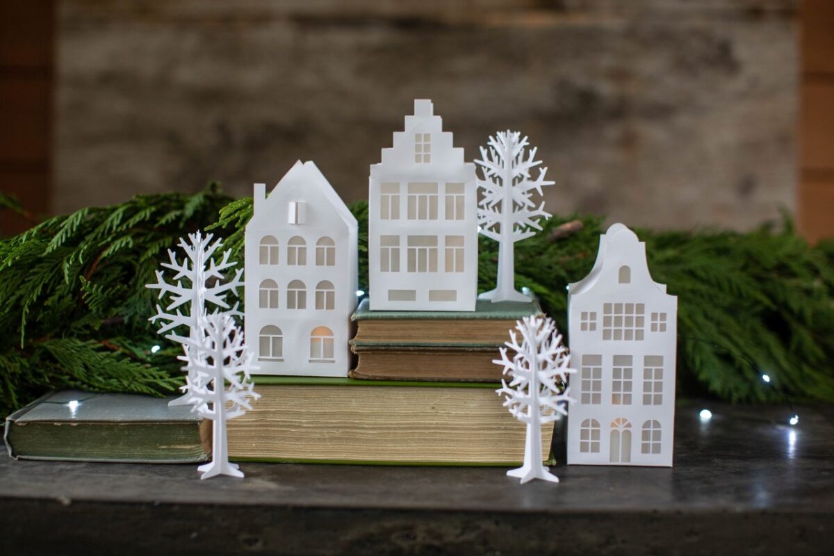 Celebrating Christmas With Lia Griffith, the DIY Queen