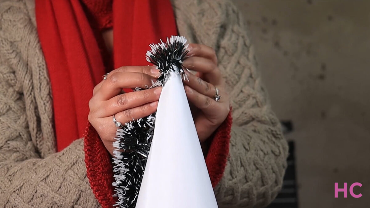 DIY Garland Christmas Tree From Reused Materials