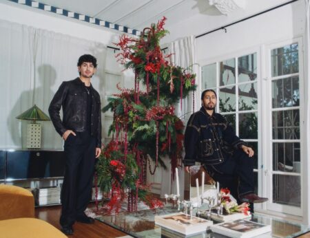 This Viral Floating Christmas Tree is Pure DIYing Genius to Behold