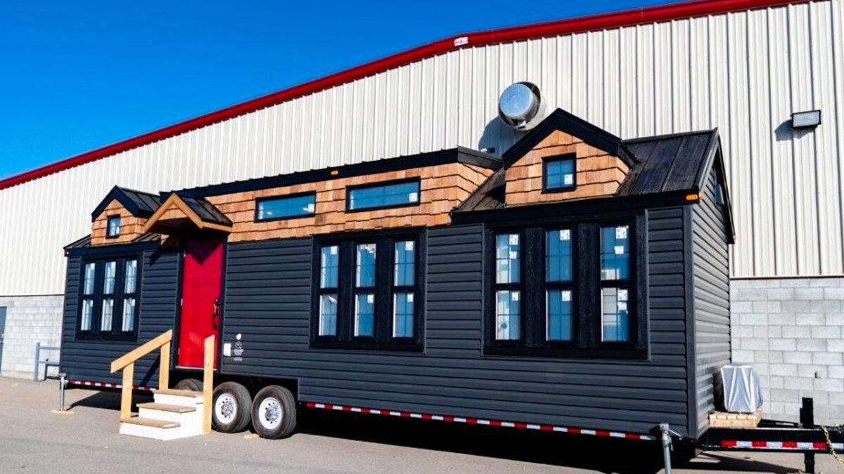 Daphne Tiny House is Exquisitely Designed Park Model Sans Lofts