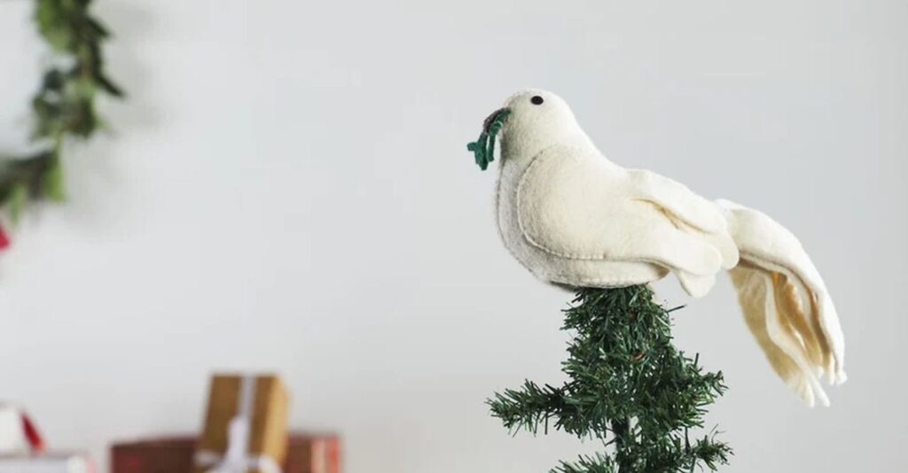 30 Best Christmas Tree Toppers for Every Celebration Style