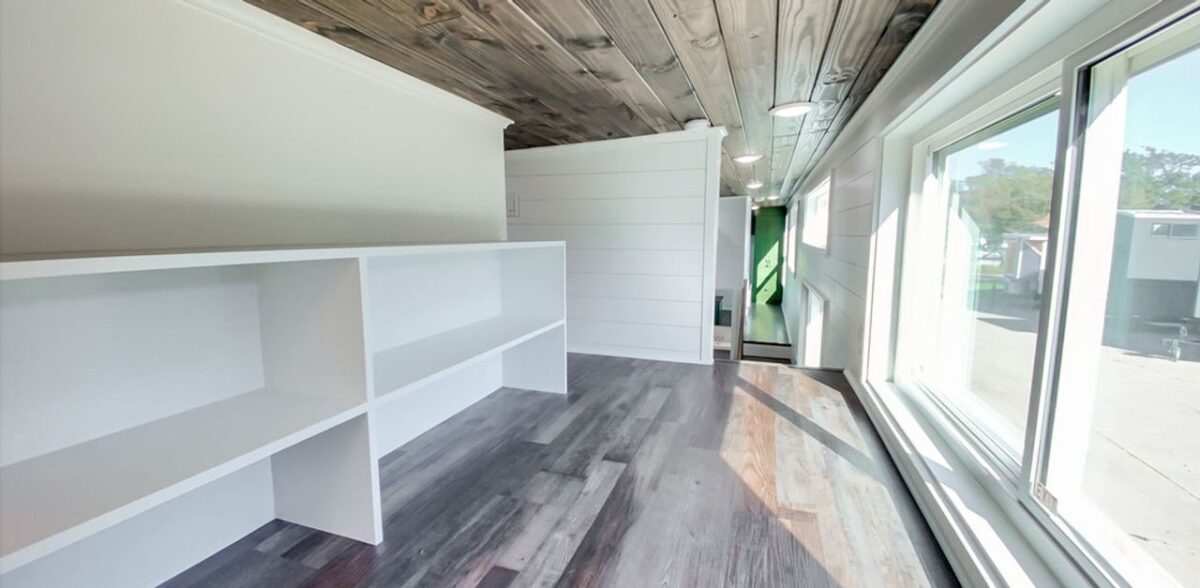 39ft Fite Tiny House Takes Care of Privacy for Group Living