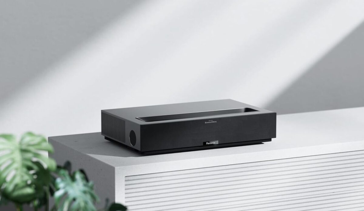 9 Best Ultra Short Throw 4K Projectors for 2025