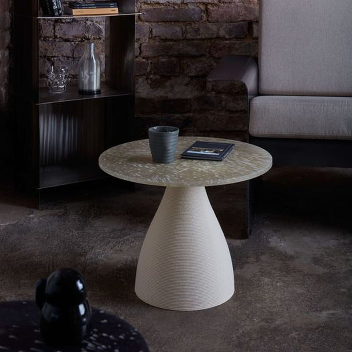 3D Printed LOOPS Coffee Tables Dress up a Living Room in Style