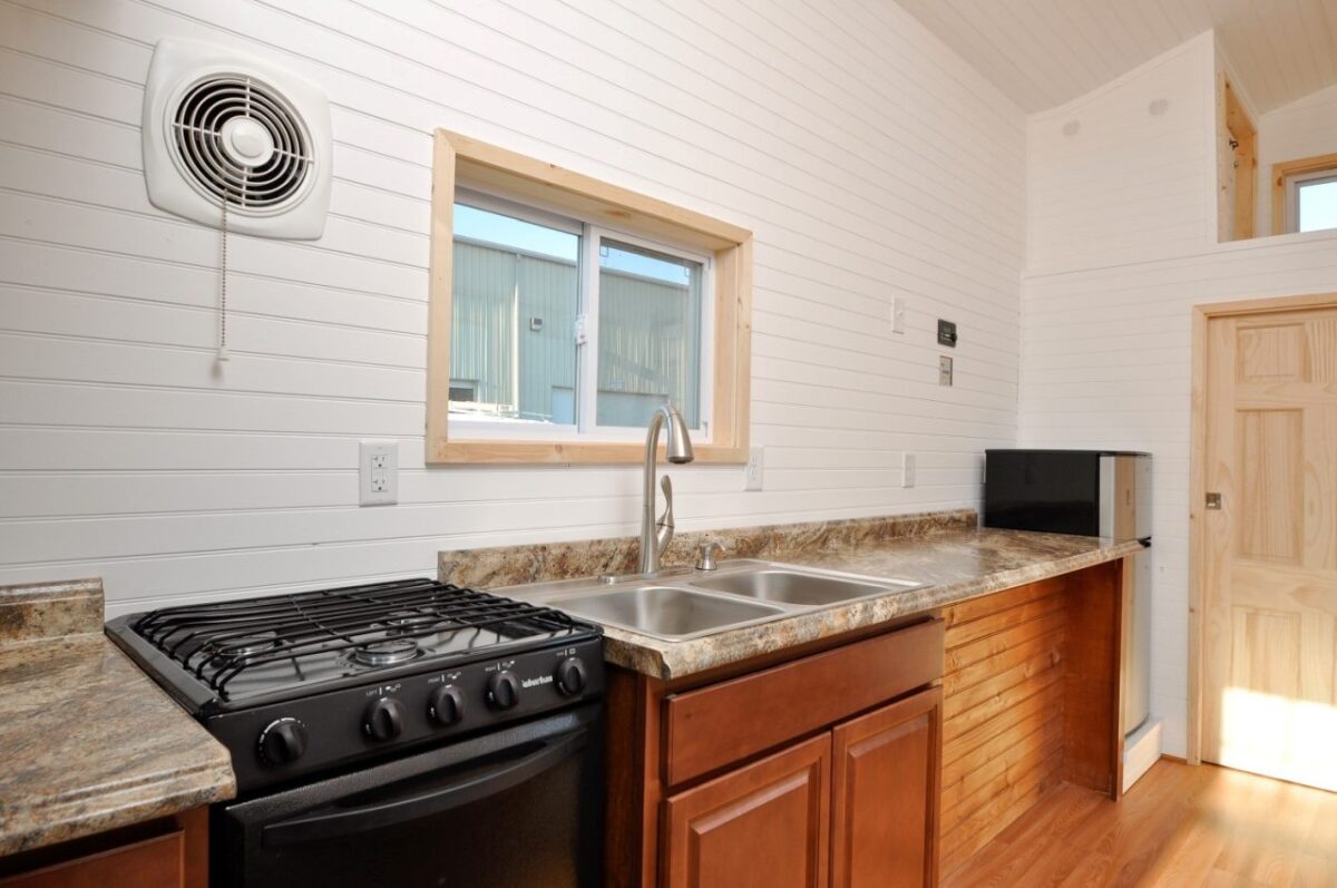 Croft Tiny House Will Take You Off-Grid With 2000W Solar Panels